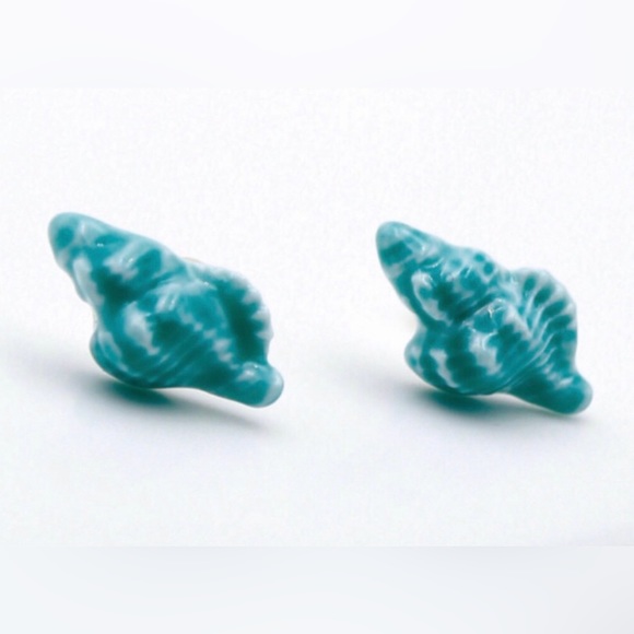 Jewelry | Blue Mini Conch 14k Gold Triton Moonshell Olive Bubble ...